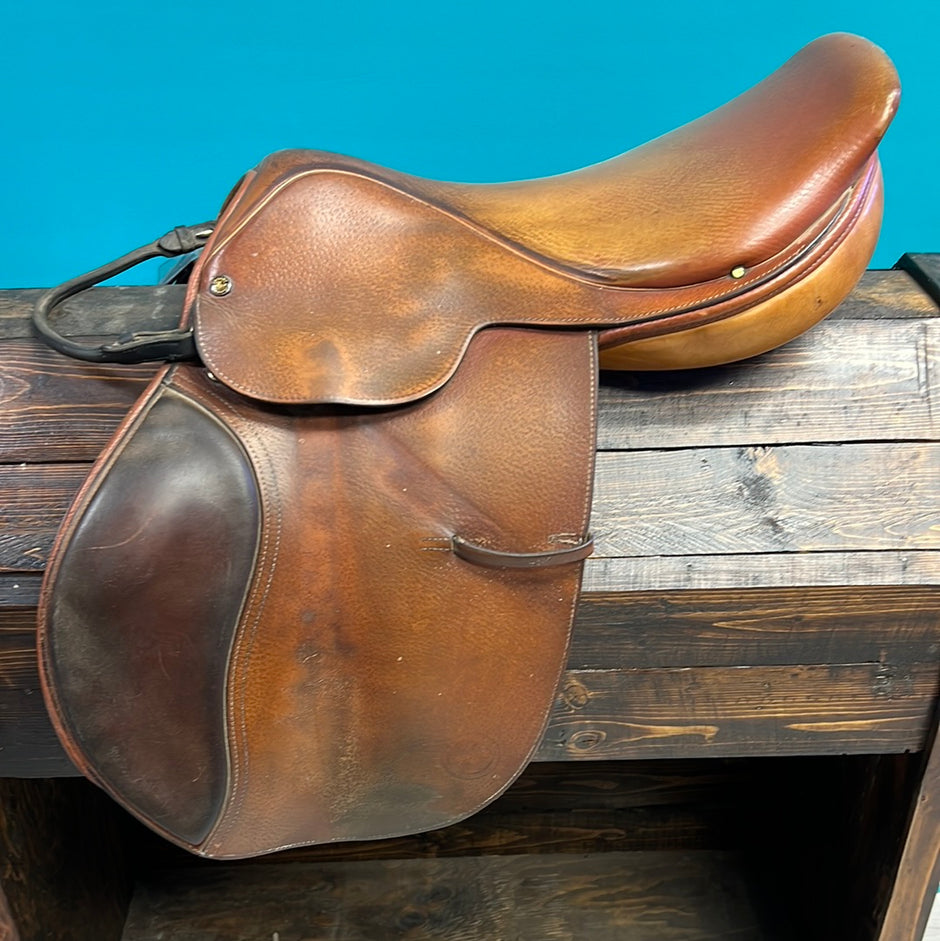 English Saddles- A Bit Less Tack